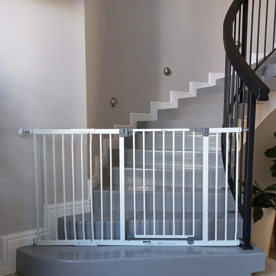 Baby Gate Challenges and Hacks | Baby Proof SA | Tips and Tricks